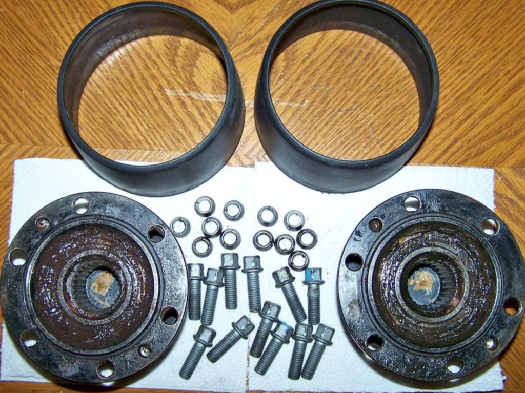 OEM Geo/Chevy Tracker manual locking 4X4 Hub