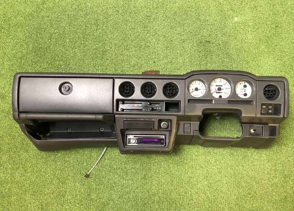 First Gen Geo Tracker front Seats